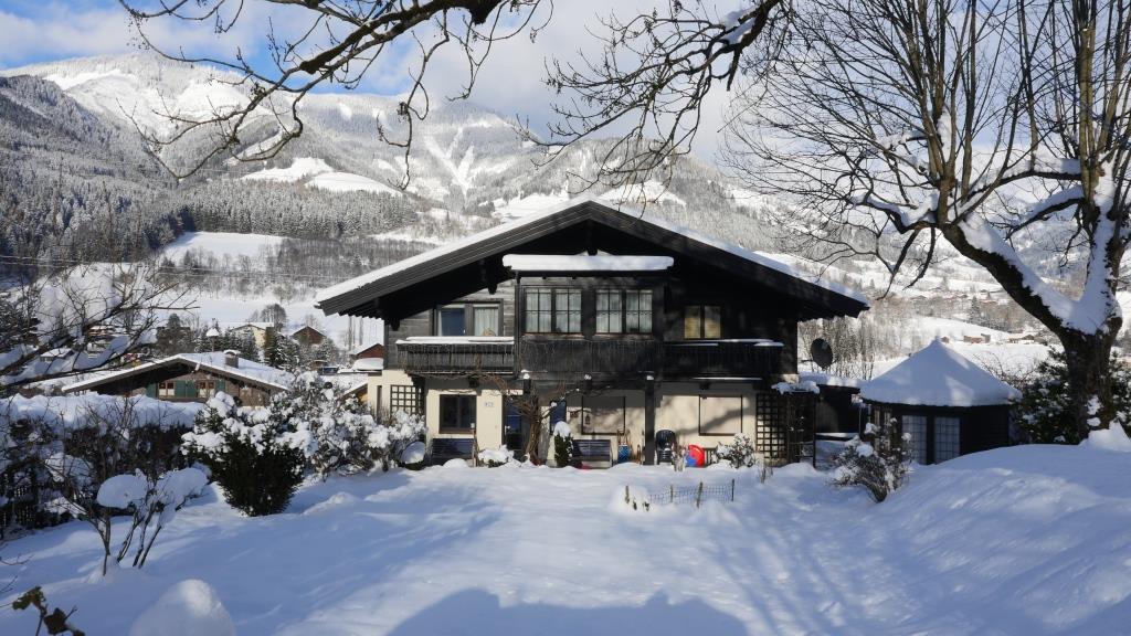 Het Bramenhuis – Het familiehuis in de bergen